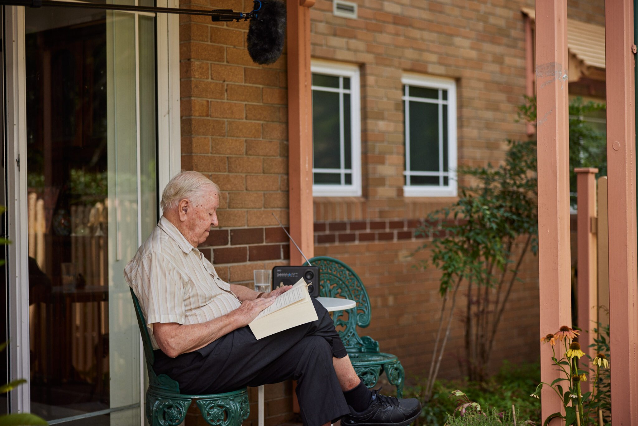 6 ways to empower older adults - IRT